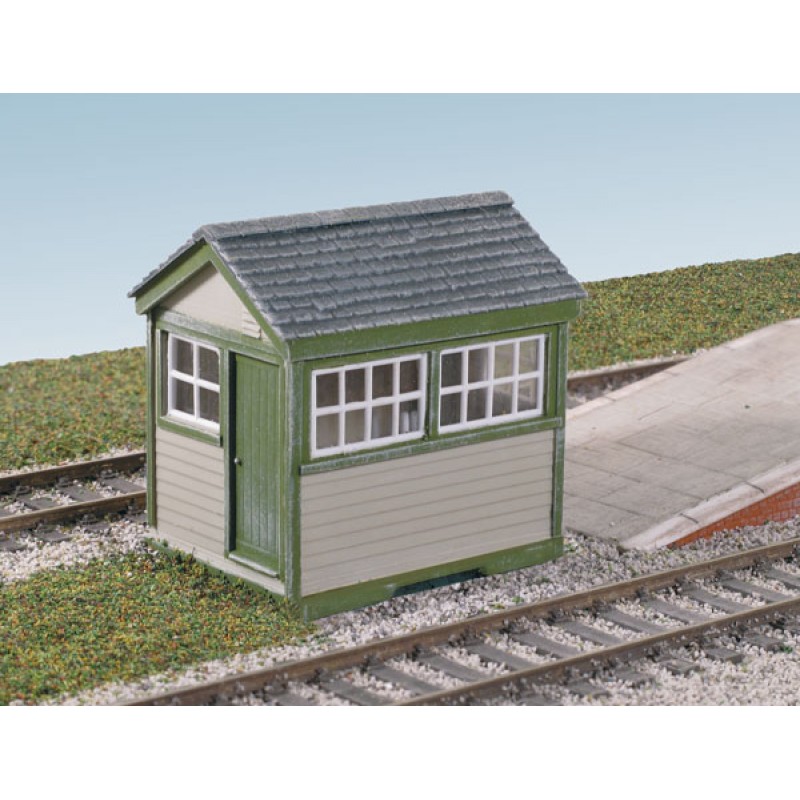 Ground Level Signal Box Plastic Kit OO Scale