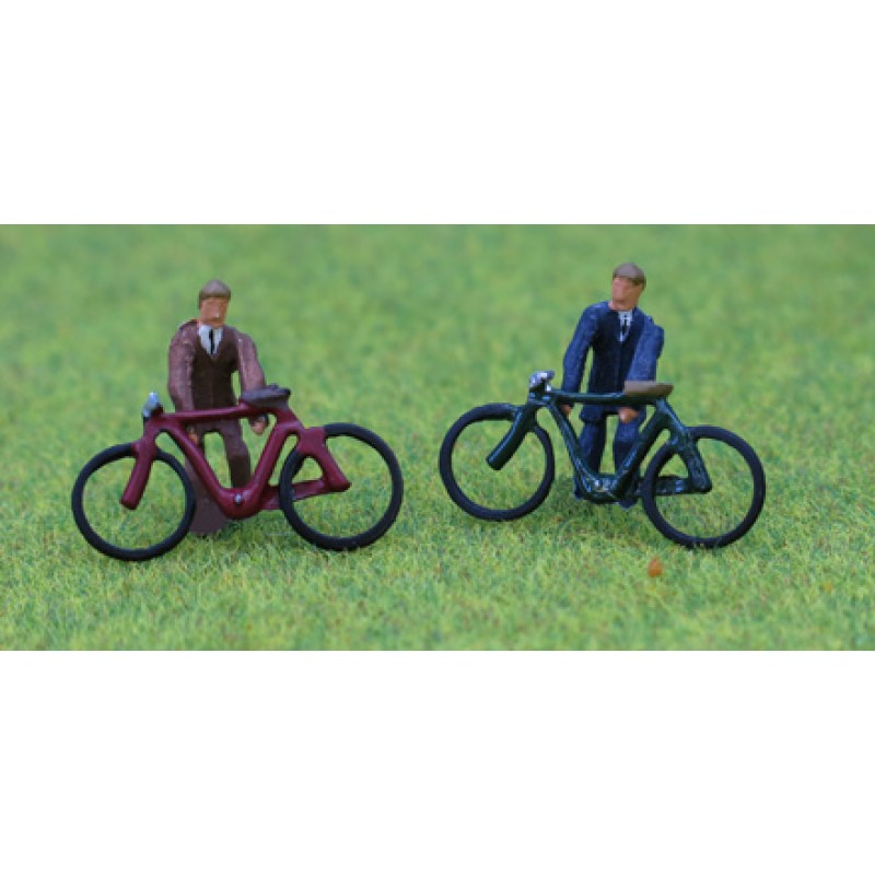 Bicycles & Riders x 2, Painted OO Scale
